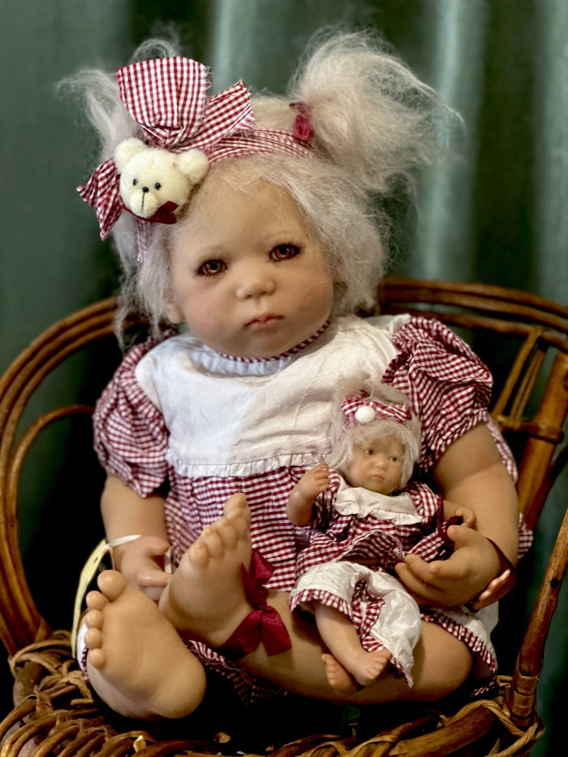 MIB German Annette Himstedt Vinyl Baby & Kleine Leischen 24” Vinyl Dol ...